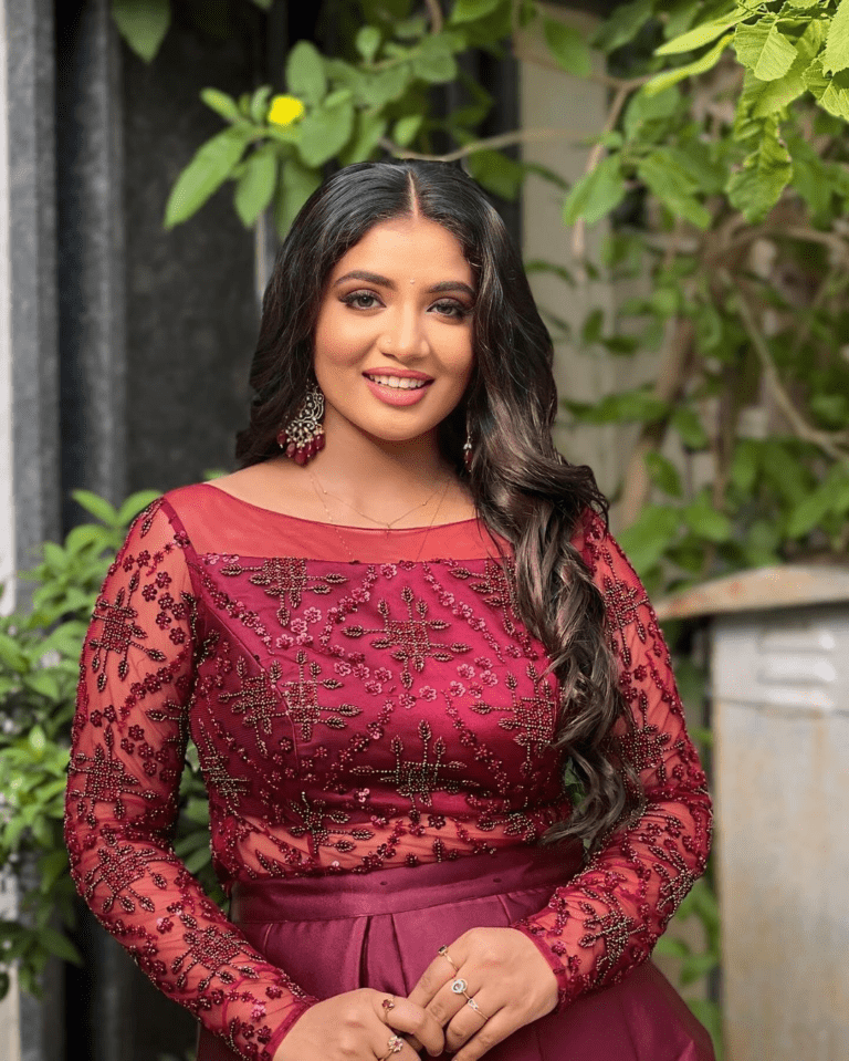 Anshitha Akbarsha (Bigg Boss Tamil) Wiki, Age, Family, Biography & More ...