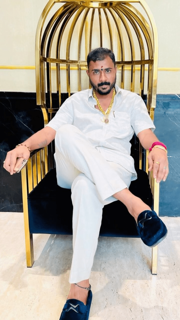 Gold Suresh (Bigg Boss Kannada 11) Wiki, Age, Wife, Family, Biography & More - StudyBizz Bigg Boss