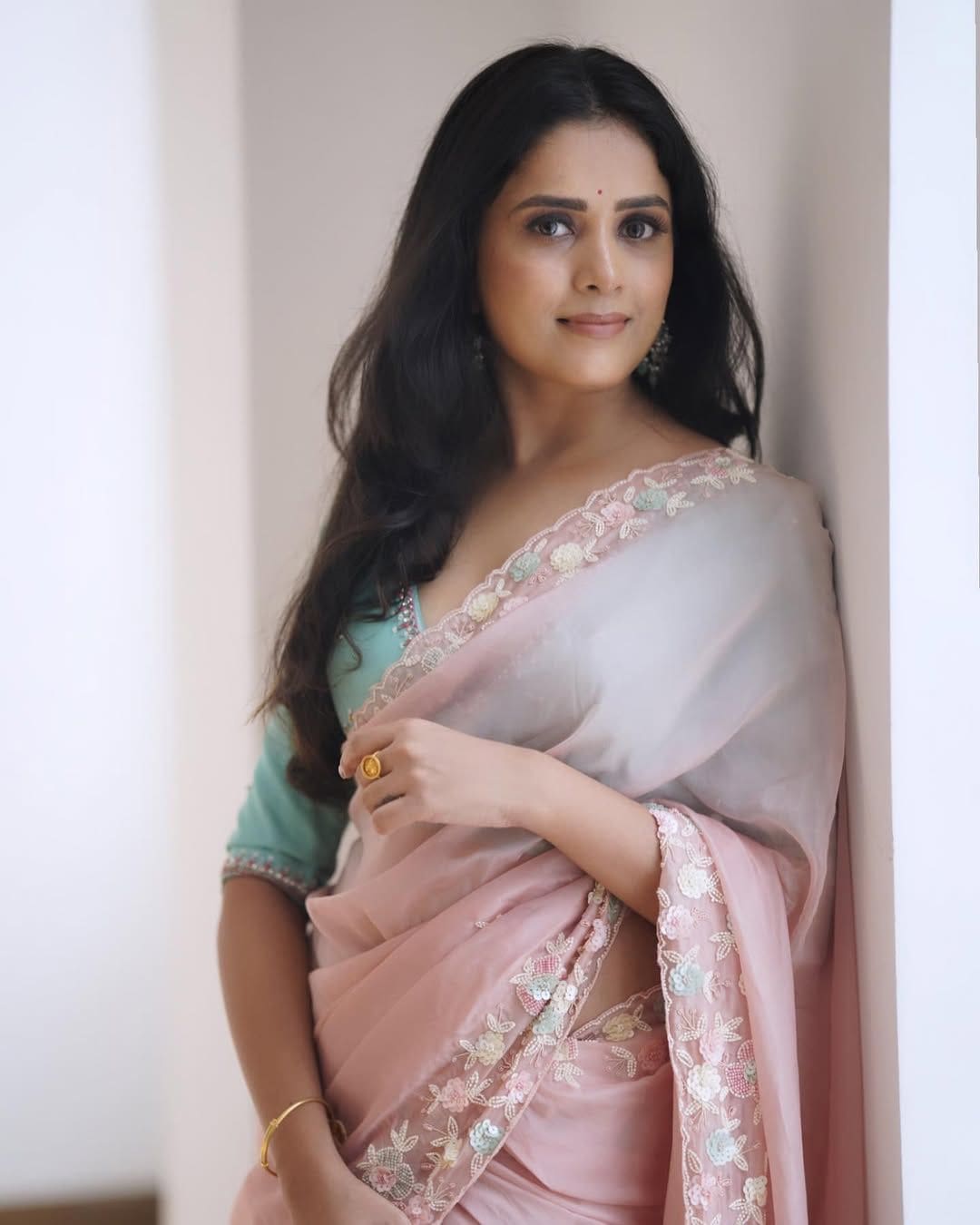 Thanuja Puttaswamy Biography, Age, Family, Movies, Serials, Career, Boy ...