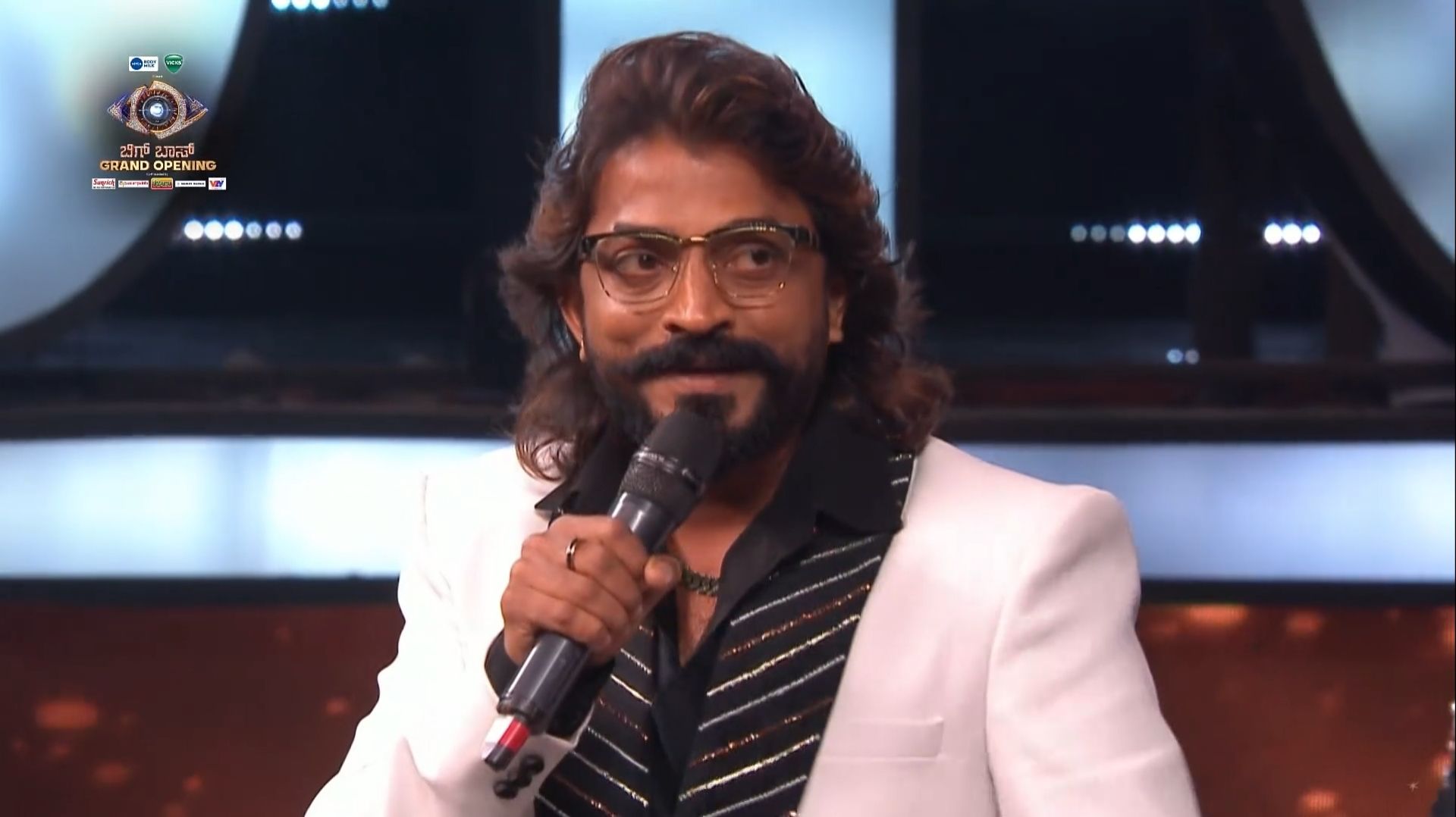 Bigg Boss Kannada Season 12 Grand Launch Live Updates - StudyBizz Bigg Boss