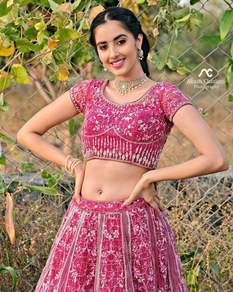 Simrat Kaur Wiki, Biography, Age, Height, Weight, Husband, Boyfriend ...