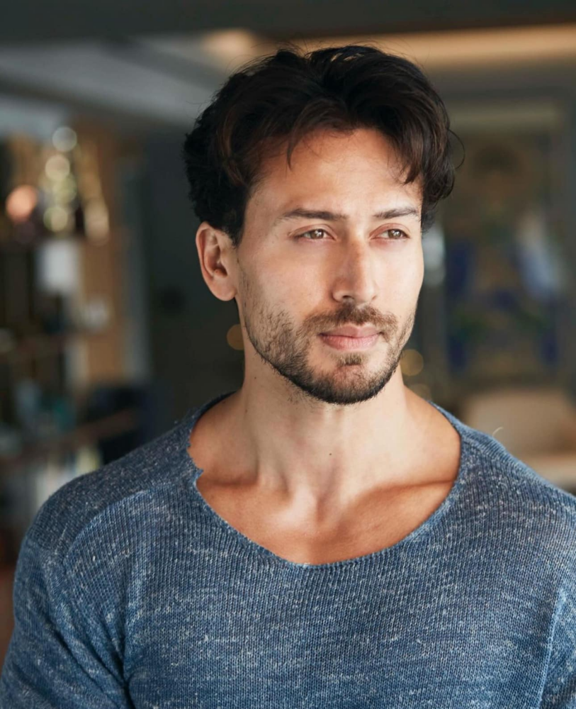 Tiger Shroff Age, Family, Images, Biography, Wiki & More - Film Updates