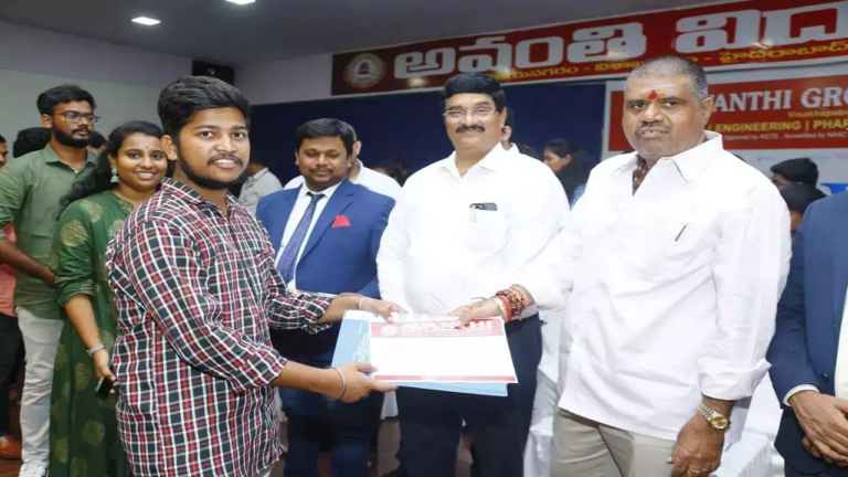 Muttamsetti Srinivasa Rao Biography, Age, Spouse, Family, Native ...