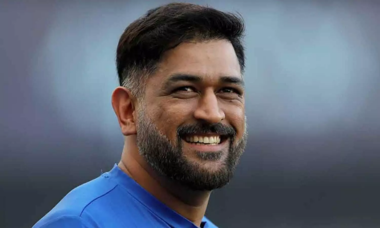 MS Dhoni Profile, Biography, Age, Country, Cricket stats, Wife, Height ...