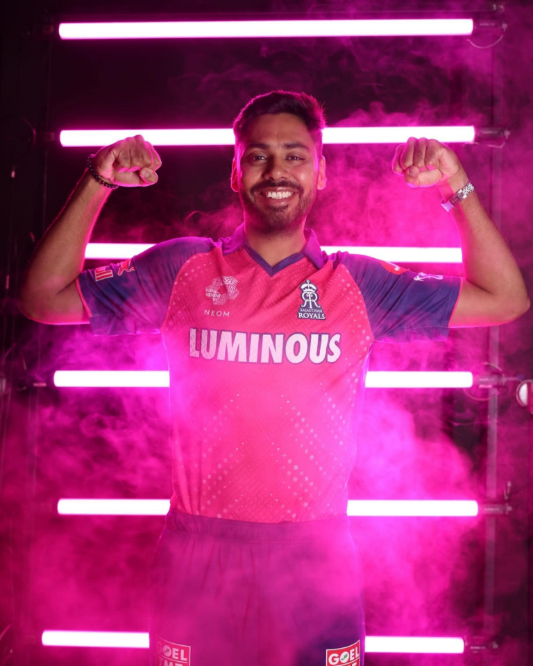 Avesh Khan Biography, Profile, Age, Country, Cricket Stats, Wife ...